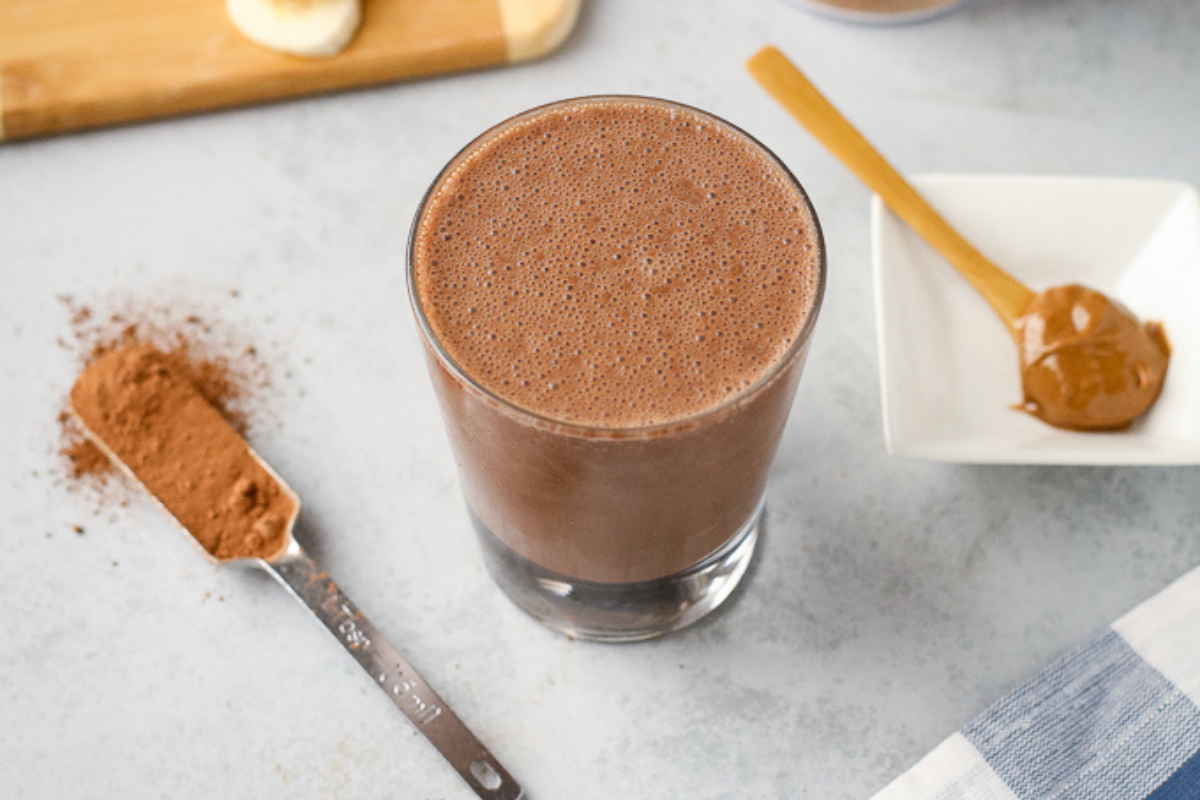 Creamy Mocha Smoothie - I Heart Vegetables