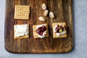 Goat Cheese and Jam Crackers - I Heart Vegetables