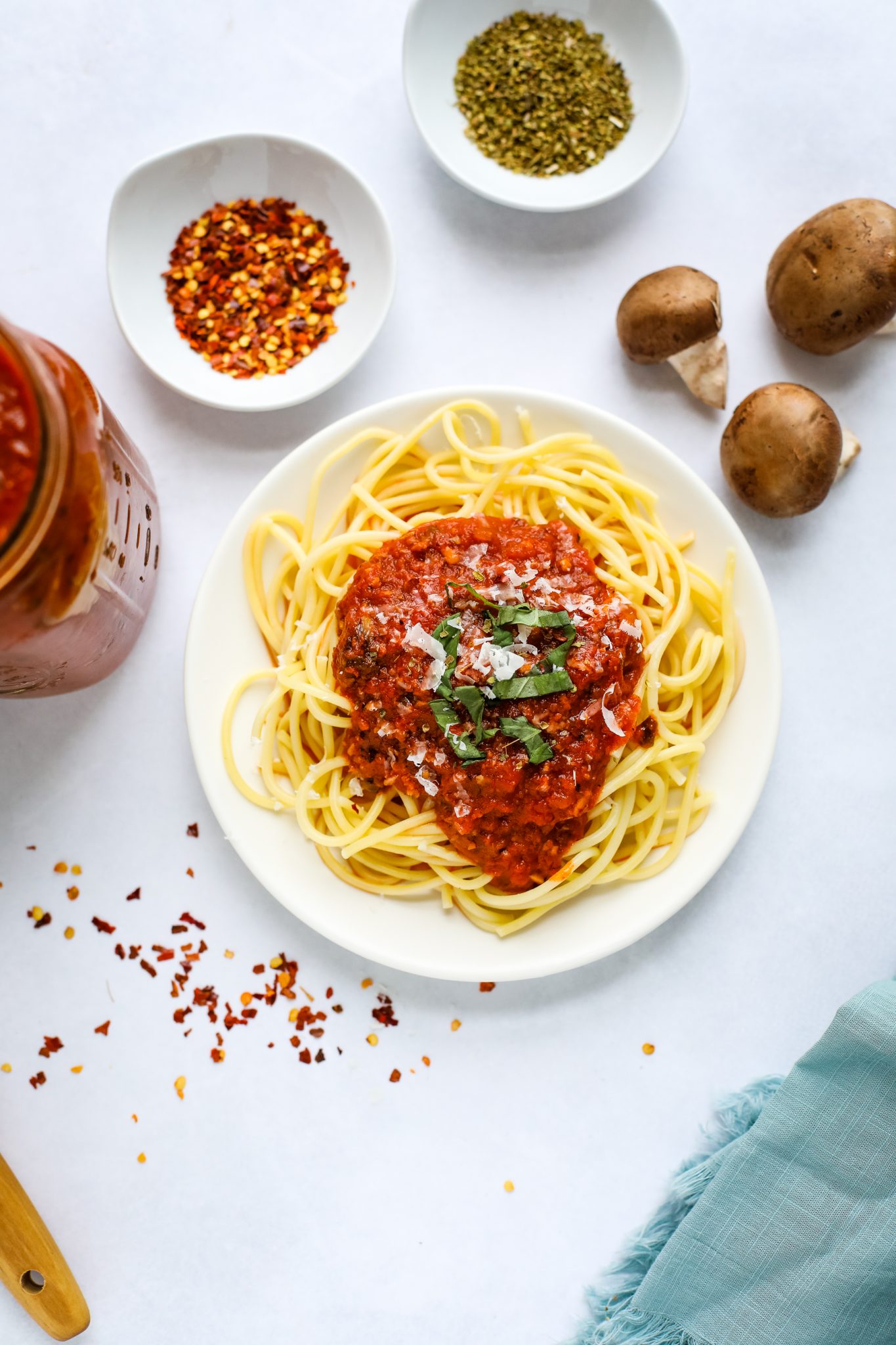 Meatless Spaghetti Sauce - I Heart Vegetables