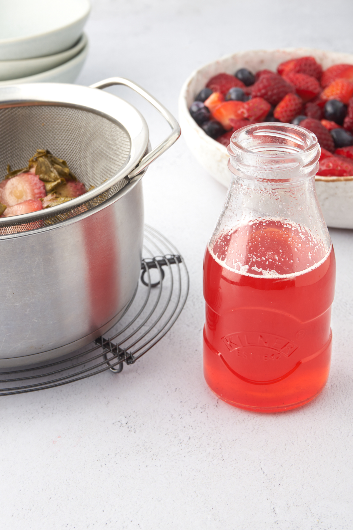 Berry Fruit Salad with Homemade Strawberry Syrup - I Heart Vegetables