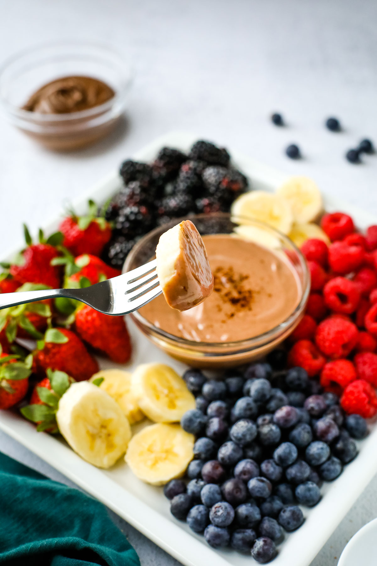 Nutella Fruit Dip - I Heart Vegetables