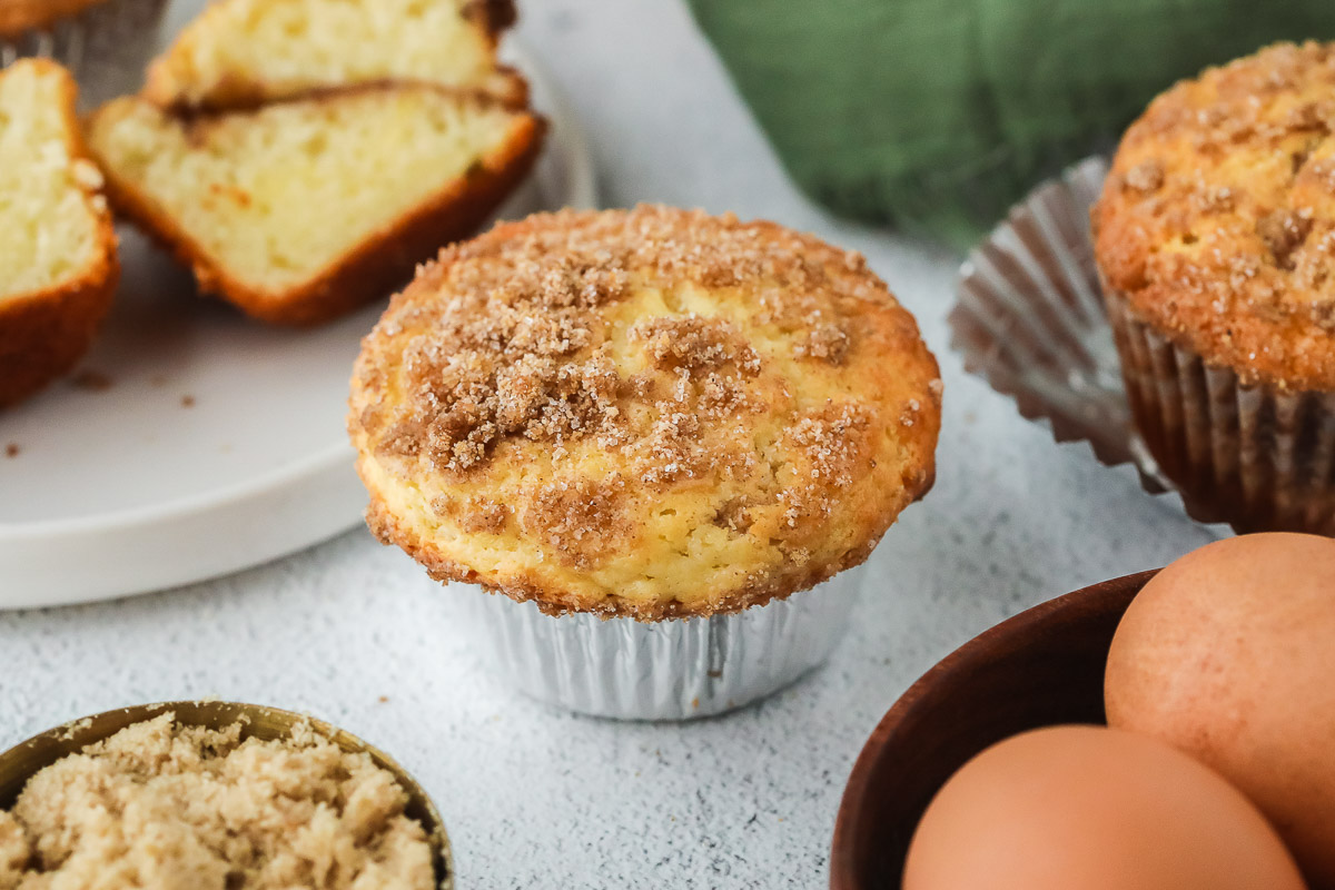 Cinnamon Streusel Muffins - I Heart Vegetables