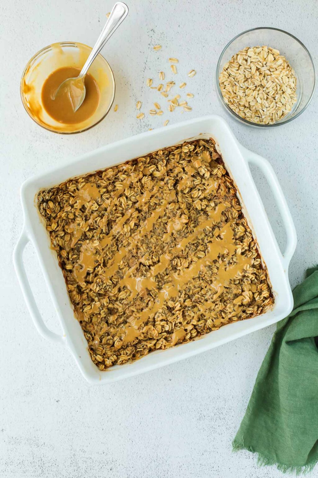 Peanut Butter Baked Oatmeal - I Heart Vegetables