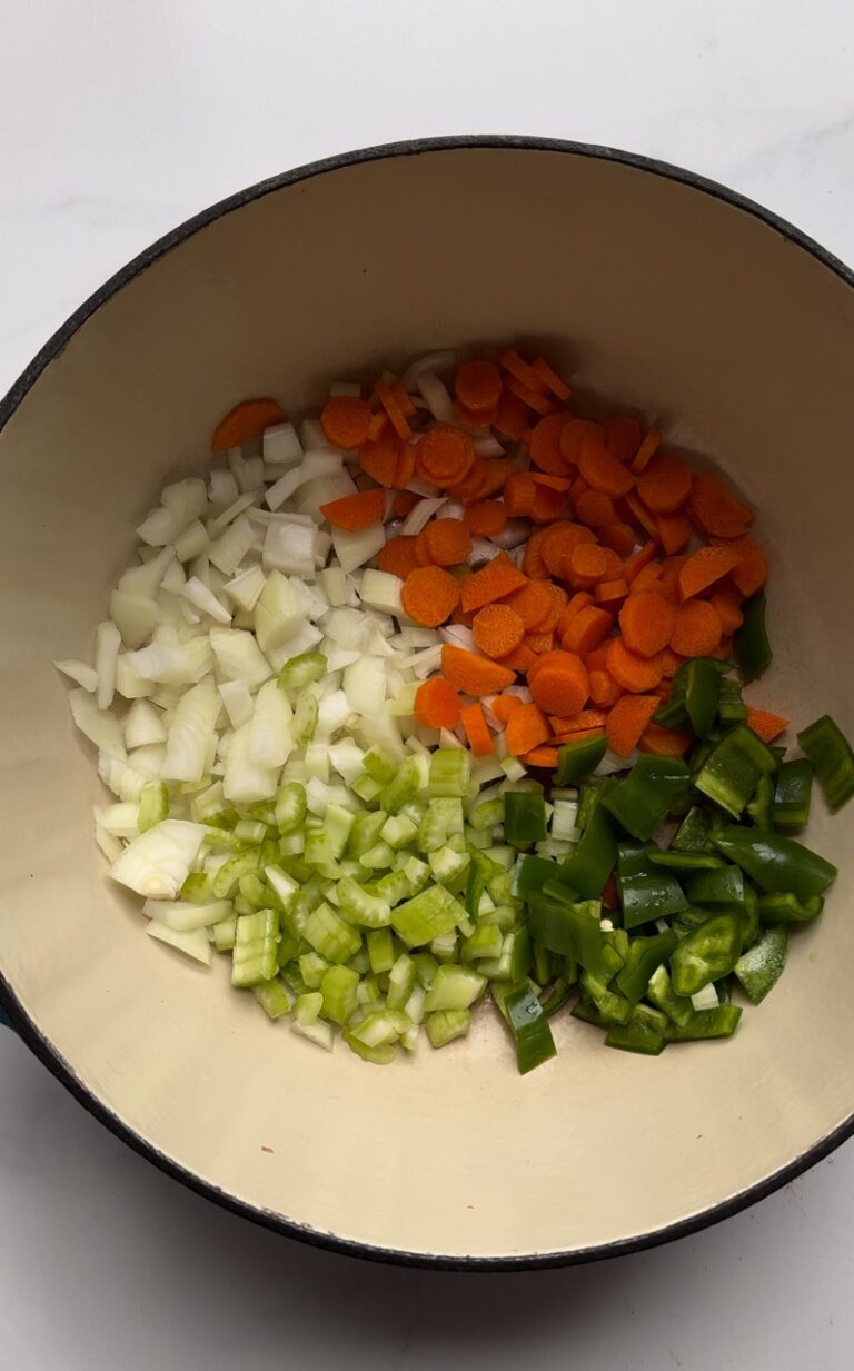 Quinoa and Black Bean Soup - I Heart Vegetables