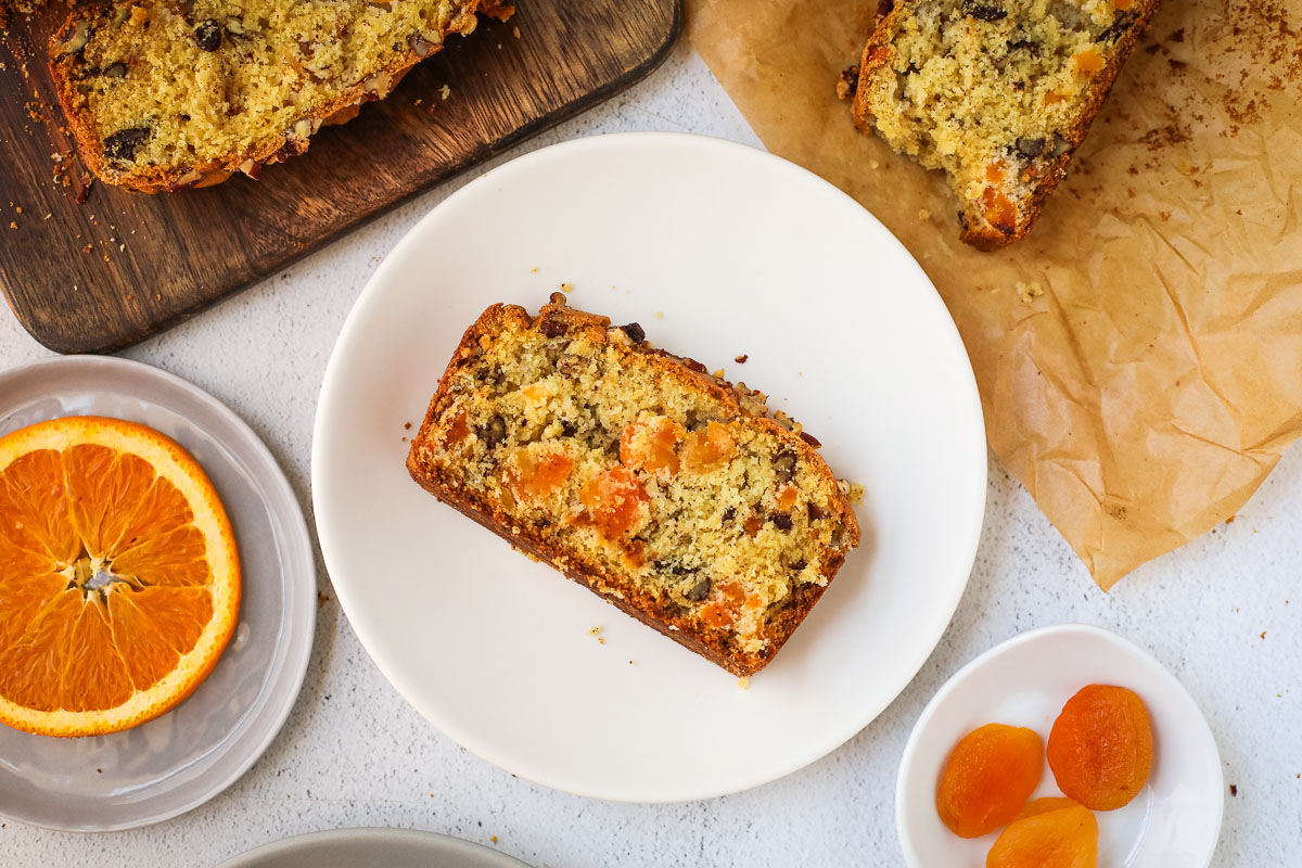 Easy Apricot Bread - I Heart Vegetables