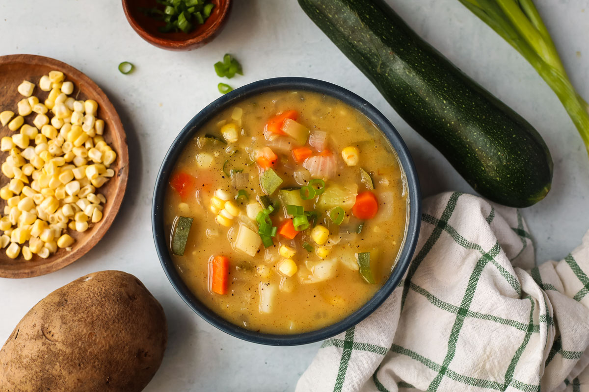 Summer Vegetable Chowder - I Heart Vegetables