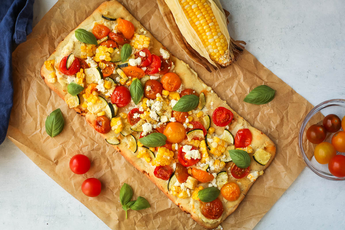 Summer Vegetable Flatbread - I Heart Vegetables