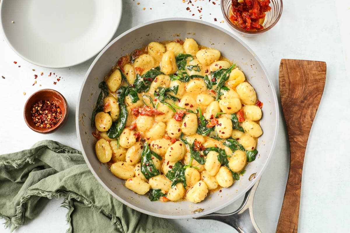 11 Creamy Pasta Recipes That Feel Fancy but Are Totally Easy - I Heart ...
