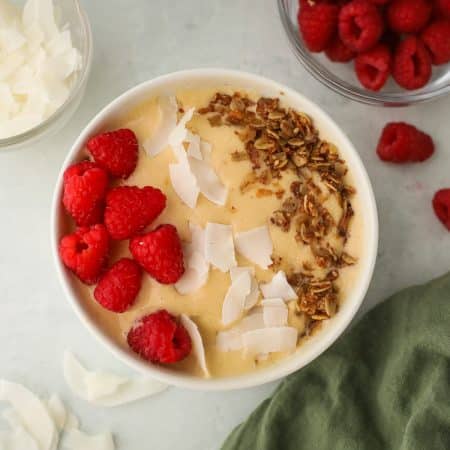 Raspberry Mango Smoothie Bowl - I Heart Vegetables