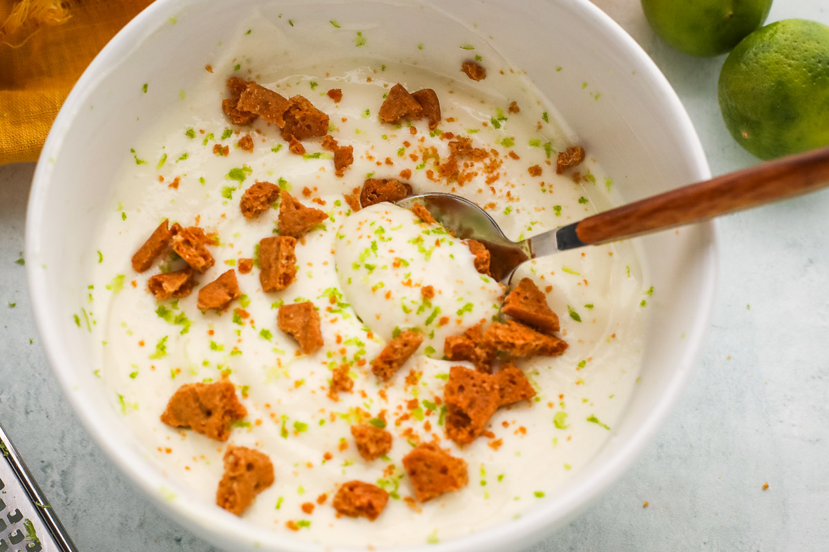 Key Lime Pie Yogurt Bowl - I Heart Vegetables