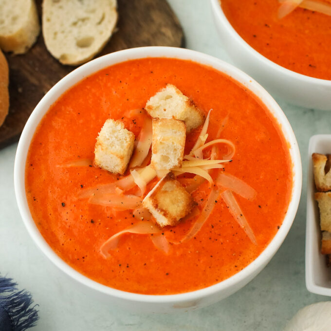 Roasted Red Pepper and Gouda Soup - I Heart Vegetables